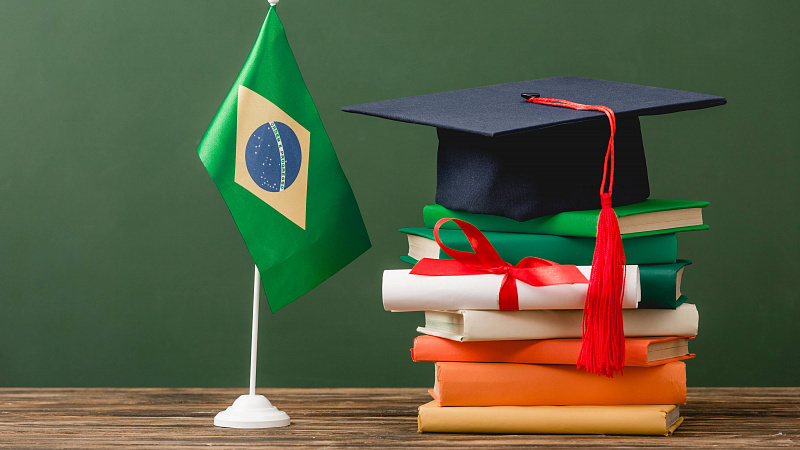 Brazil launches first-ever hybrid education course for secondary school ...